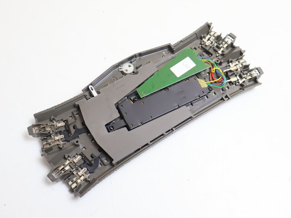 Märklin Digital Doppelkreuzweiche C-Gleis 24624 - NP: 115.- | Kaufen ...