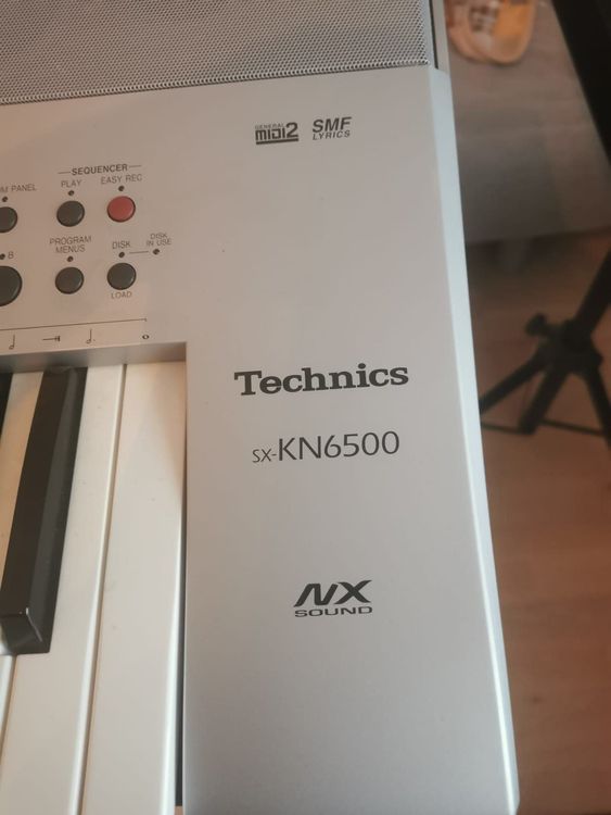 Technics SX-KN6500 inkl. Ständer (Gebraucht) in Zürich für CHF 200 ...