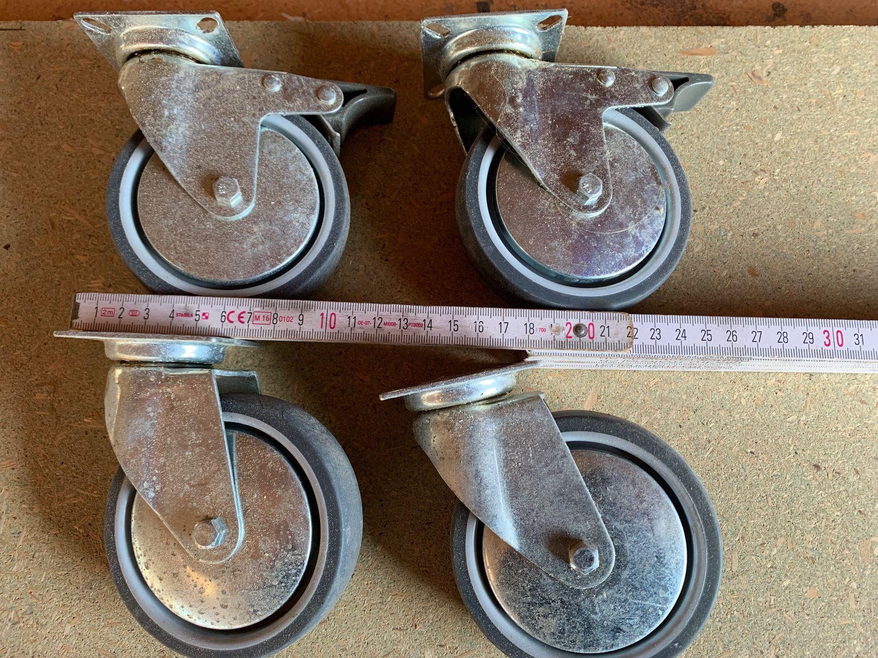 Räder,Gewichtsrollen,Rolli, (Gebraucht) in Jakobsbad für CHF 20 – mit ...