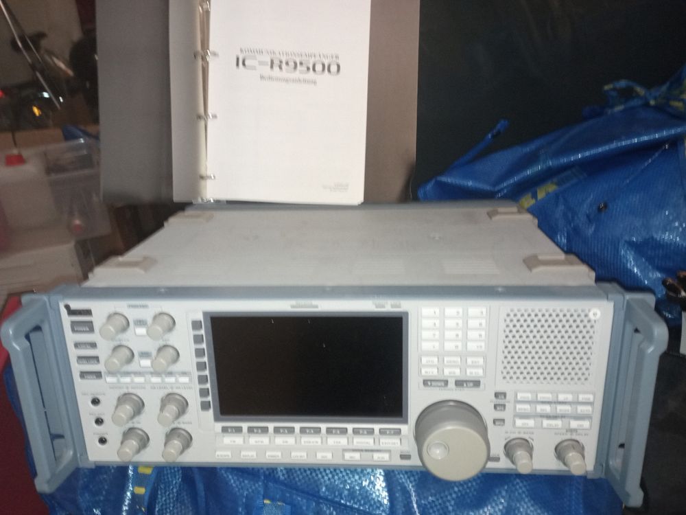 ICOM IC-R9500 & Wellbrooks (Gebraucht) in Stallikon für CHF 3010 – nur ...