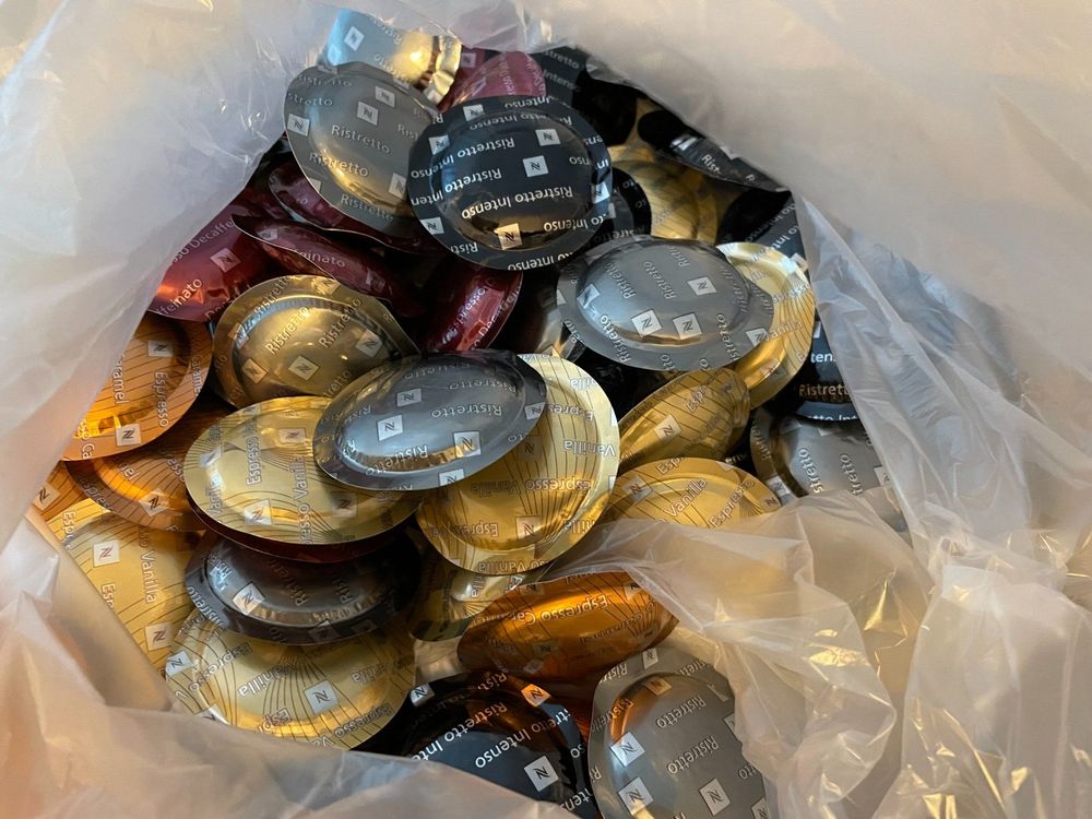 63 Nespresso Pro Pads (5 Sorten) | Kaufen auf Ricardo