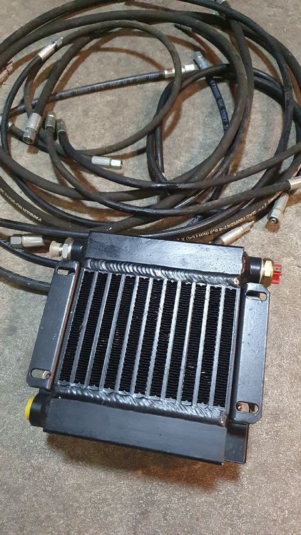 Radiator Kühler 24V. IRA Radiatori (Gebraucht) in Ottikon b.Kemptth ...