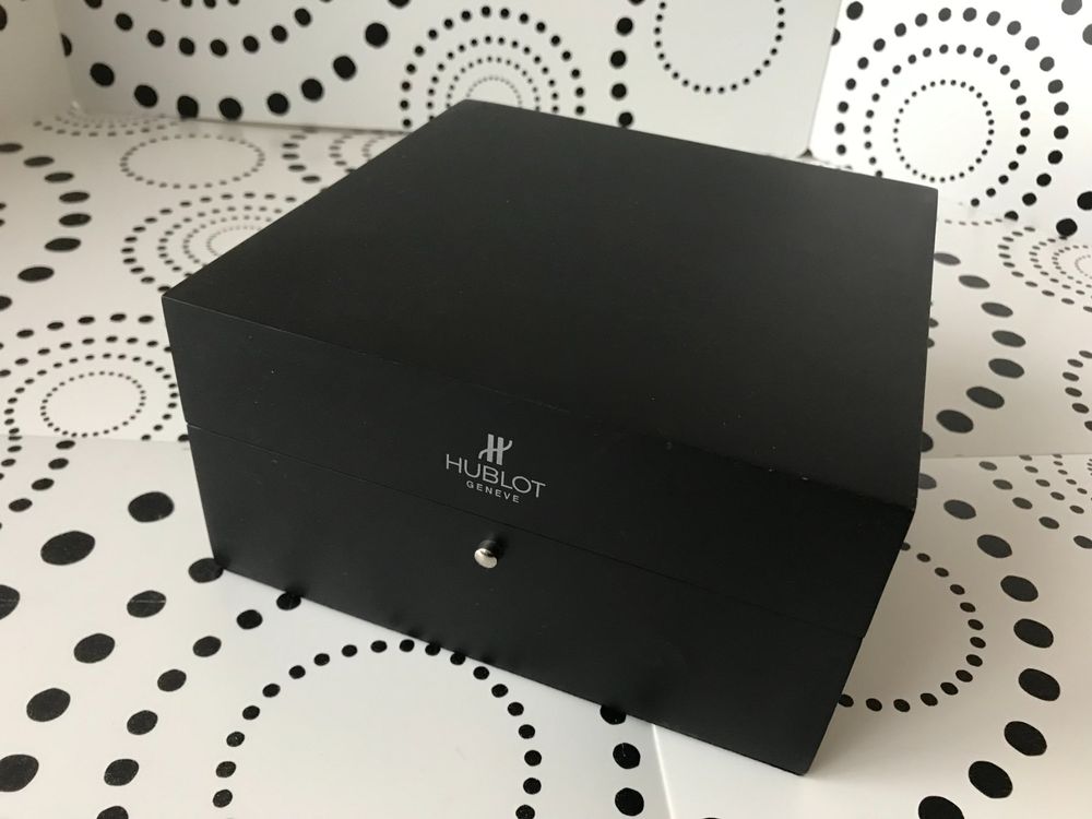 HUBLOT ORIGINAL - WATCH CASE BOX ECRIN SCHACHTEL !!! (Gebraucht) in ...