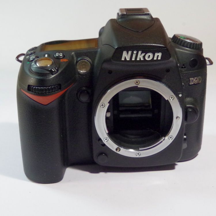 Nikon D90 Body | Kaufen auf Ricardo