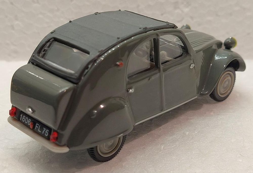 Citroën 2CV AZLM - Norev -1/43 (Gebraucht) in Delémont für CHF 13.5 – mit Lieferung auf Ricardo ...
