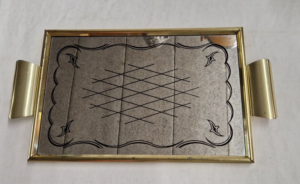 Vintage-Tablett mit Spiegel (Gebraucht) in Bilten für CHF 22 – mit ...