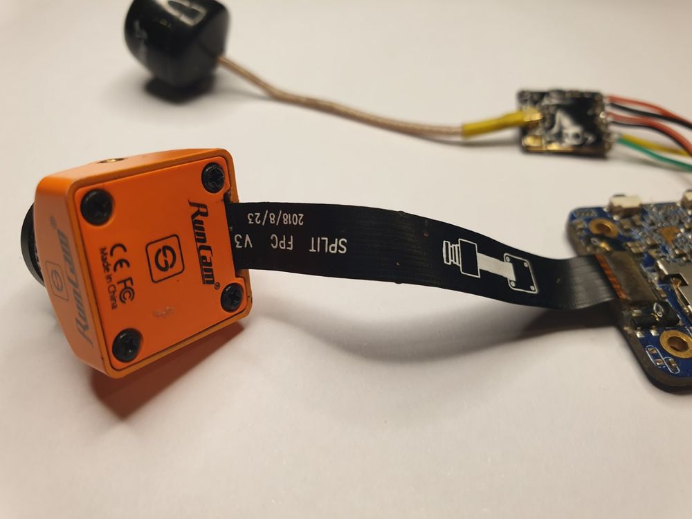 RunCam Split v3 Micro-tbs unify nano-lumenier antenna (Gebraucht) in ...