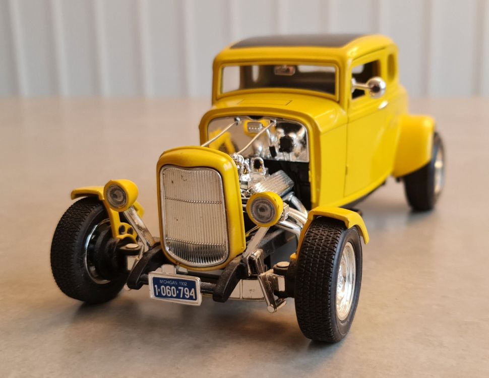 Ford Hot Rod, 1932, gelb, American Graffiti, 1:18 (Gebraucht) in Liebefeld für CHF 39 – mit ...
