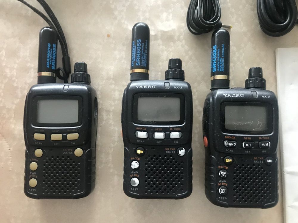 3x Yaesu VX-2R world smallest radio | Kaufen auf Ricardo