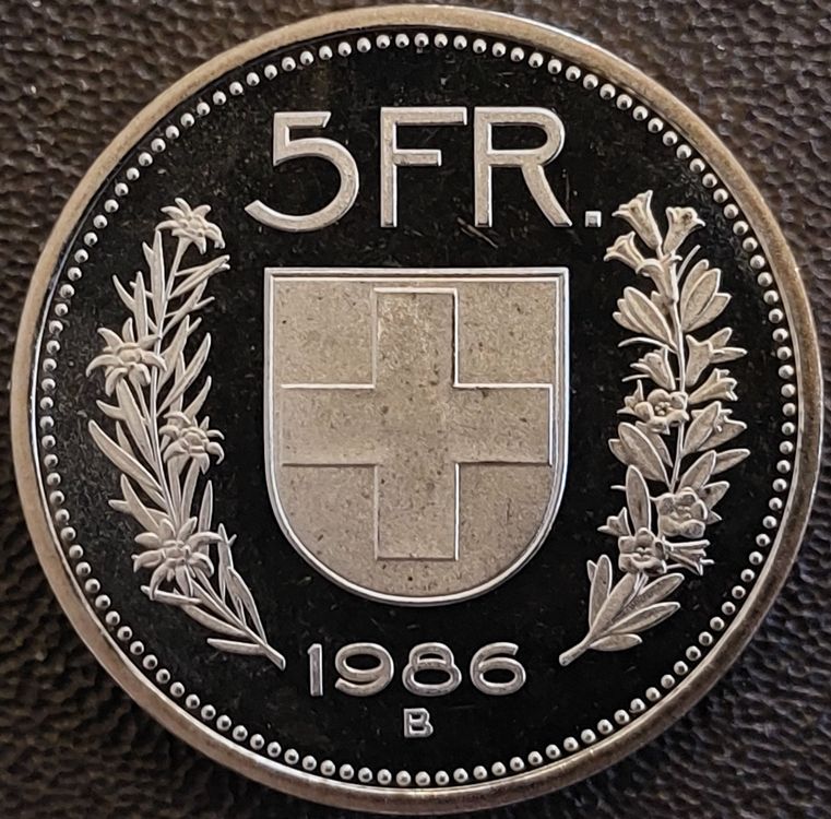 5 Franken 1986 stgl. / aus Münzsatz (Neu (gemäss Beschreibung)) in Arch für CHF 12 – mit ...