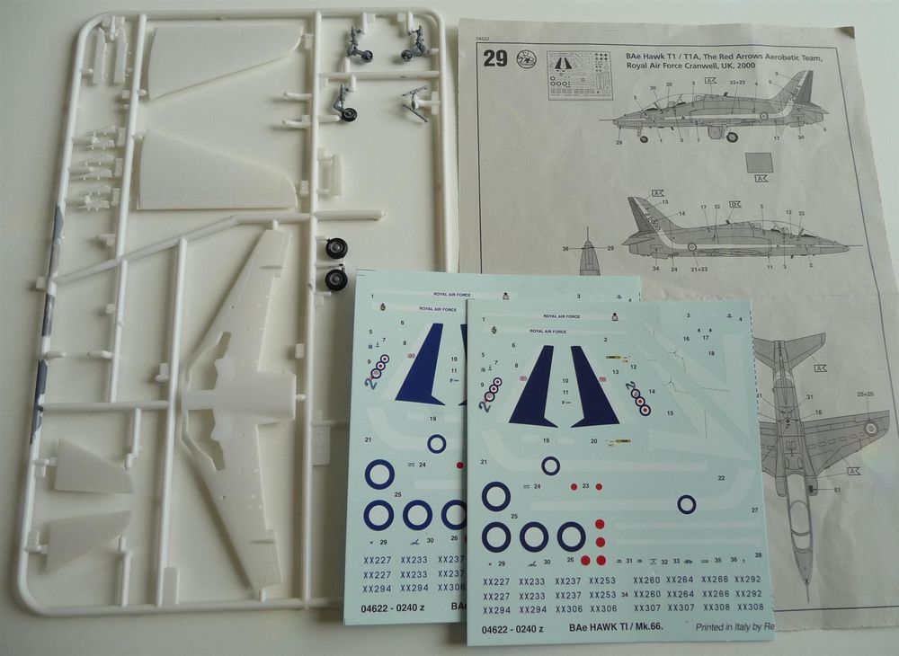 2x Decals Red Arrows Hawk 1:72 Revell (Gebraucht) in Winterthur für CHF ...