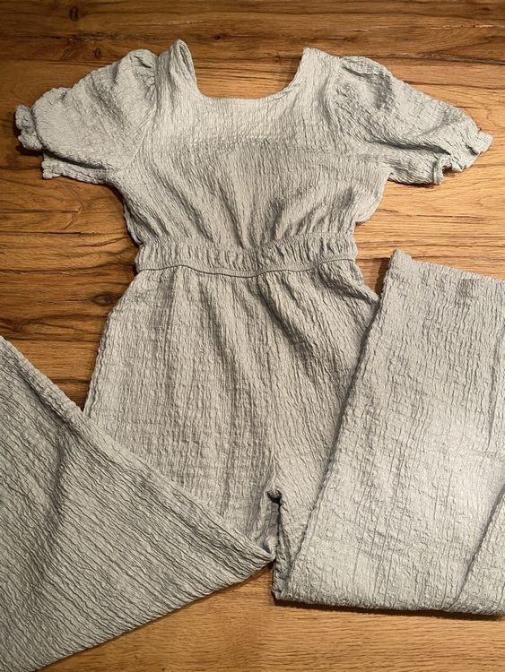 Zara Jumpsuit 116 (Gebraucht) in Au ZH für CHF 3 – mit Lieferung auf Ricardo kaufen