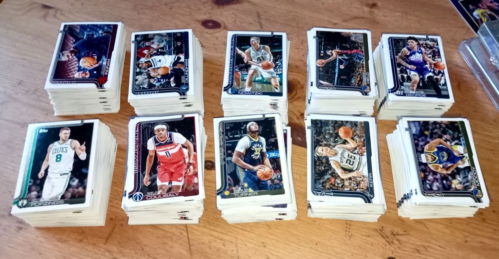 Topps 2025-26 NBA 1000 cards lot (Neu (gemäss Beschreibung)) in ...