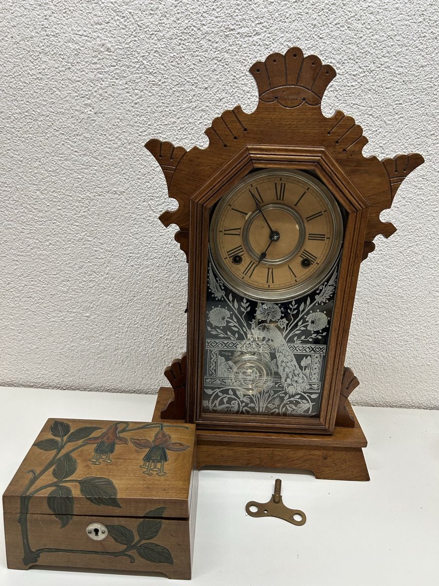 Antike Uhr, antikes Bild, antike Schatulle (Gebraucht) in Bülach für ...