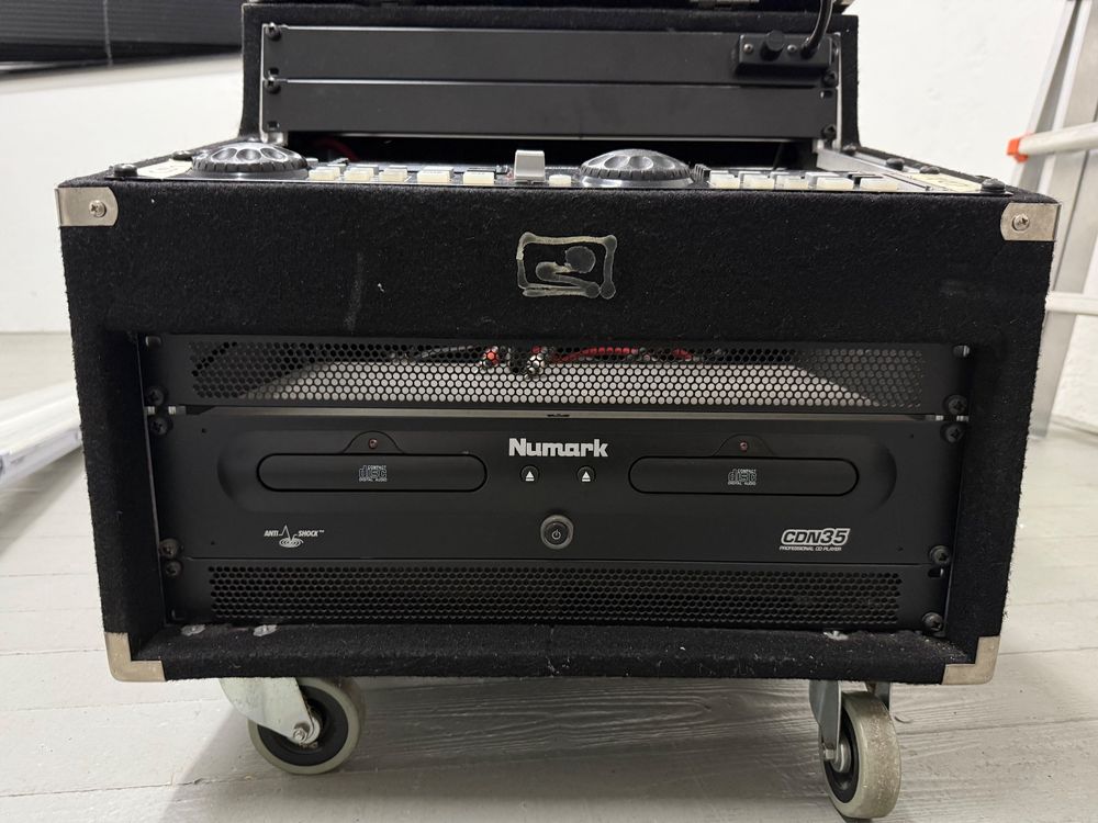 Numark CDN35 Doppel CD Player im Case - inkl. Mischpult (Gebraucht) in ...