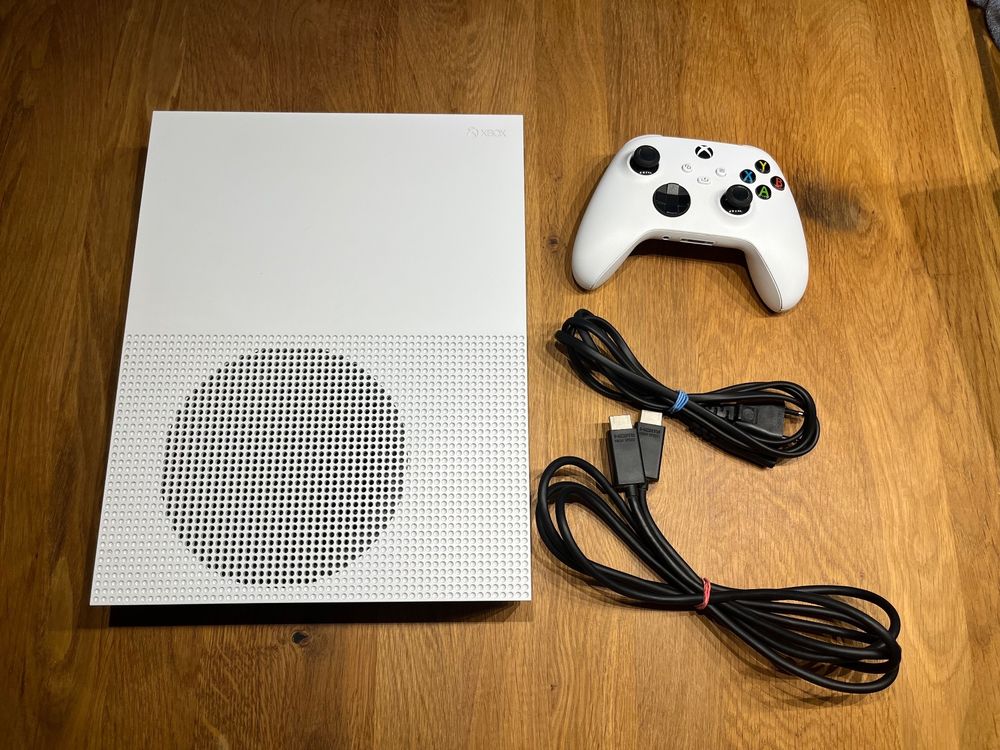 XBox One S 500gb + Controller OVP (Gebraucht) in Basel für CHF 160 ...