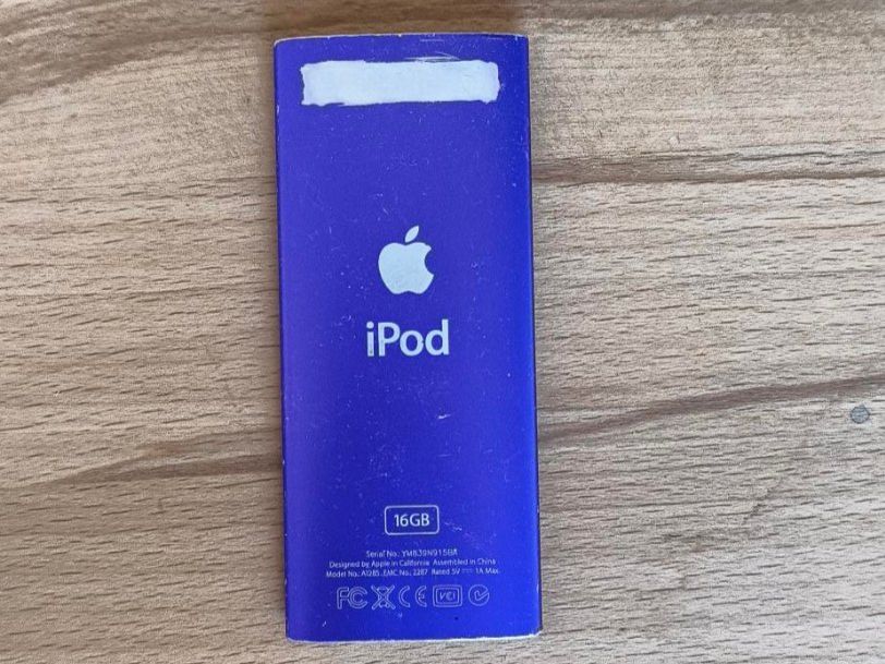 iPod Nano 5. Generation, 16 GB, Lila - Defekt (Defekt) in Gwatt (Thun ...