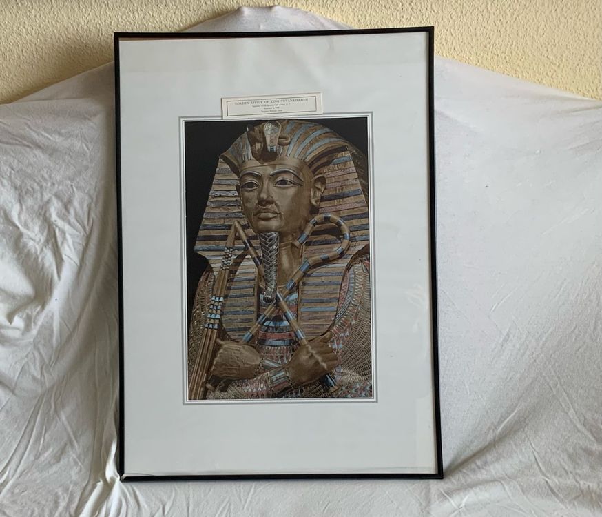 Tableau représentant le masque de Toutankhamon (Gebraucht) in Corseaux für CHF 120 – nur ...