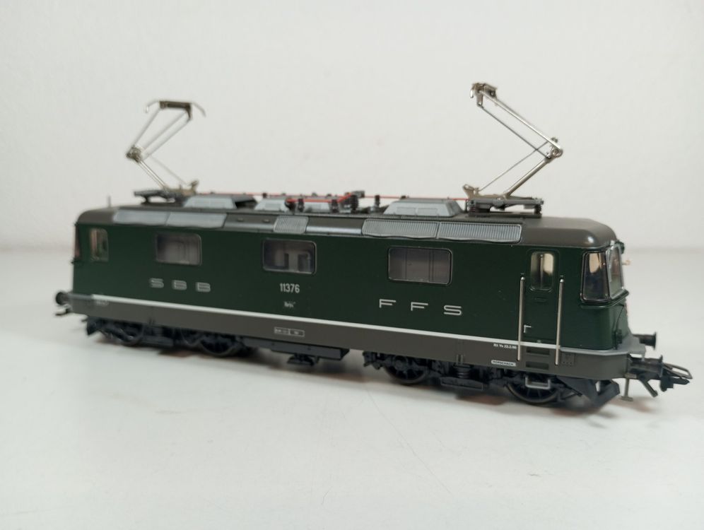 Märklin DIG: 37341, Lokomotive Re 4/4 II SBB CFF (Neu (gemäss Beschreibung)) in Fontaines NE für ...
