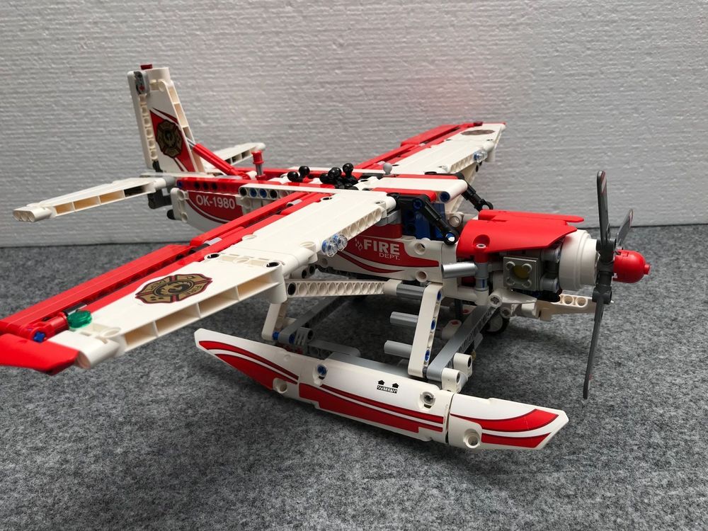 Lego Fire Plane Nr. 42040 (Gebraucht) in Obergösgen für CHF 38 – mit ...