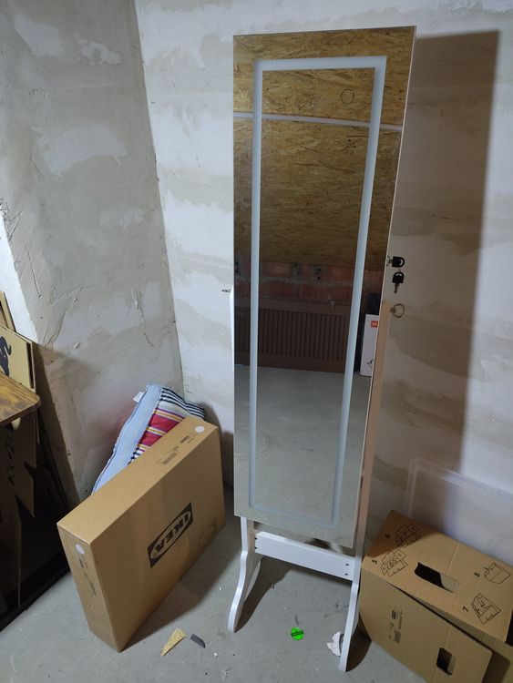 Schmuckschrank mit Spiegel und Touchscreen-LED-Lichtleiste (Gebraucht ...