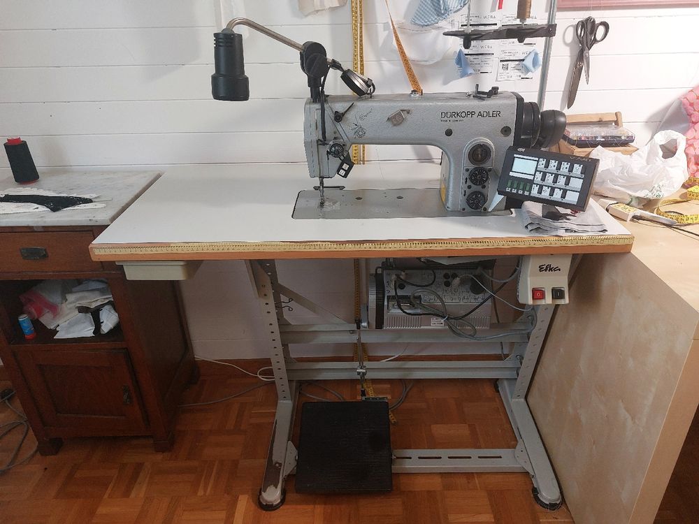 Macchina da cucire industriale Dürkopp Adler 271-274 (Gebraucht) in Rheinfelden für CHF 920 ...
