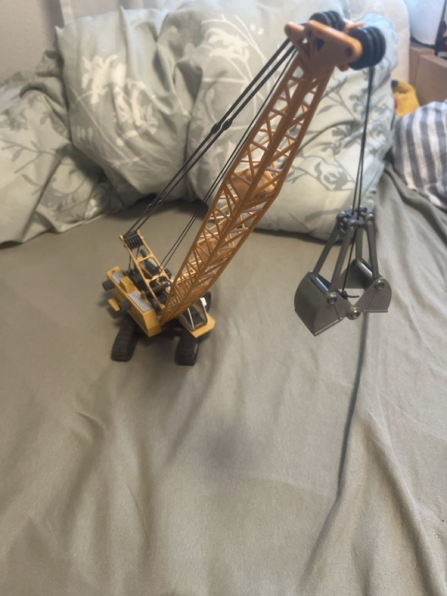 LIEBHERR Spielzeug Kran (Neu (gemäss Beschreibung)) in Küssnacht am ...