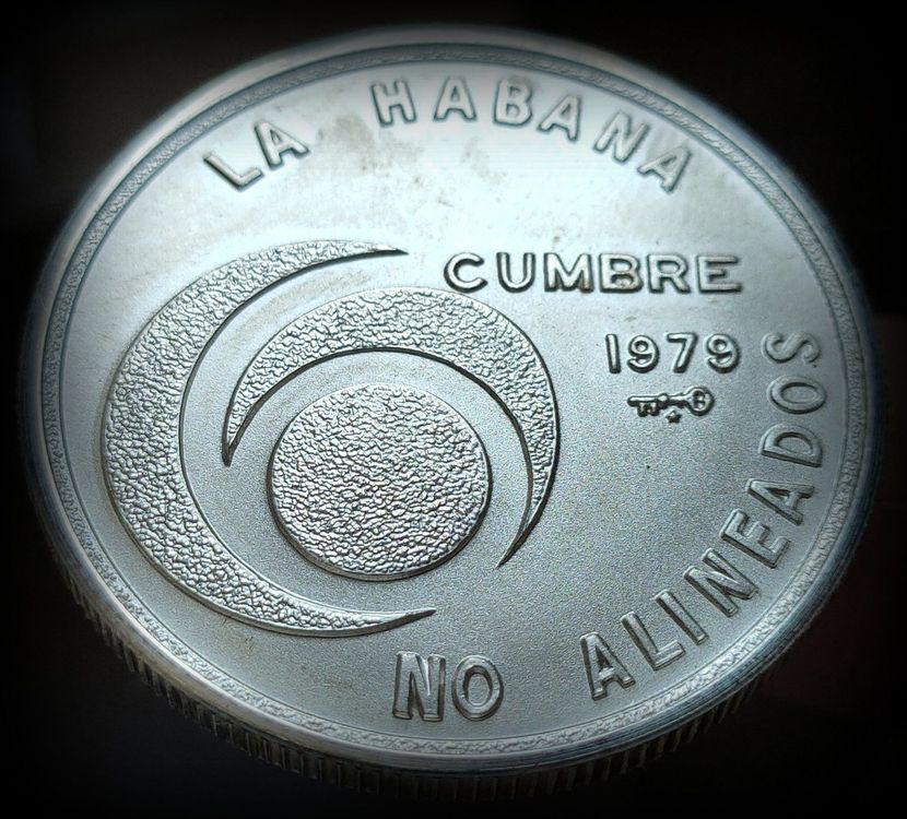 CUBA 20 PESOS 1979 UNZ. SILBER *SEHR RAR (Neu (gemäss Beschreibung)) in Winterthur für CHF 20 ...