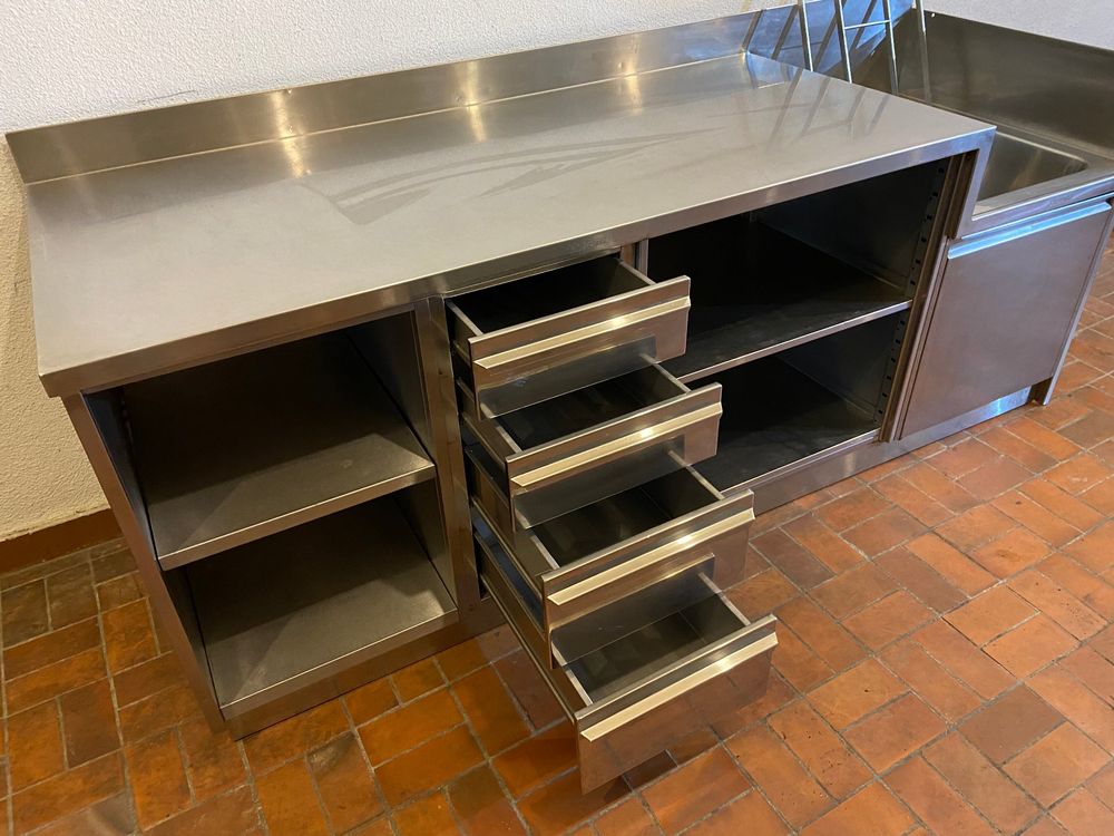 Gastro Chromstahlmöbel Arbeitstisch (Gebraucht) in goldau für CHF 1350 ...