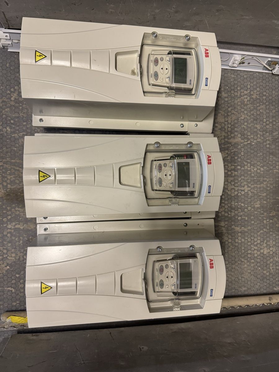 ABB HVAC Drive, VFD, ACS550, 3-Phase, 480V - Excellent! (Gebraucht) in ...