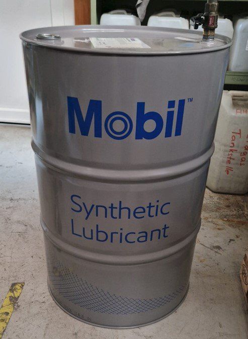 Ölfass 200l Mobil leer (Gebraucht) in Strengelbach für CHF 20 – nur ...