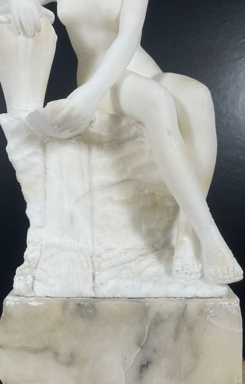Grosse Sitzender Damen Akt Skulptur Aus Marmor Kaufen Auf Ricardo