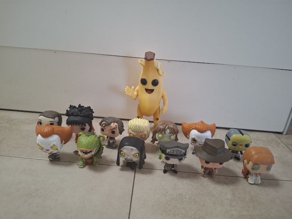 Mini funko pops von horror kalender + fortnite peely pop | Kaufen auf ...