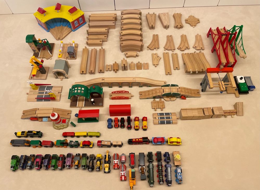Brio Eisenbahn-Set (Gebraucht) in für CHF 200 – nur Abholung auf ...