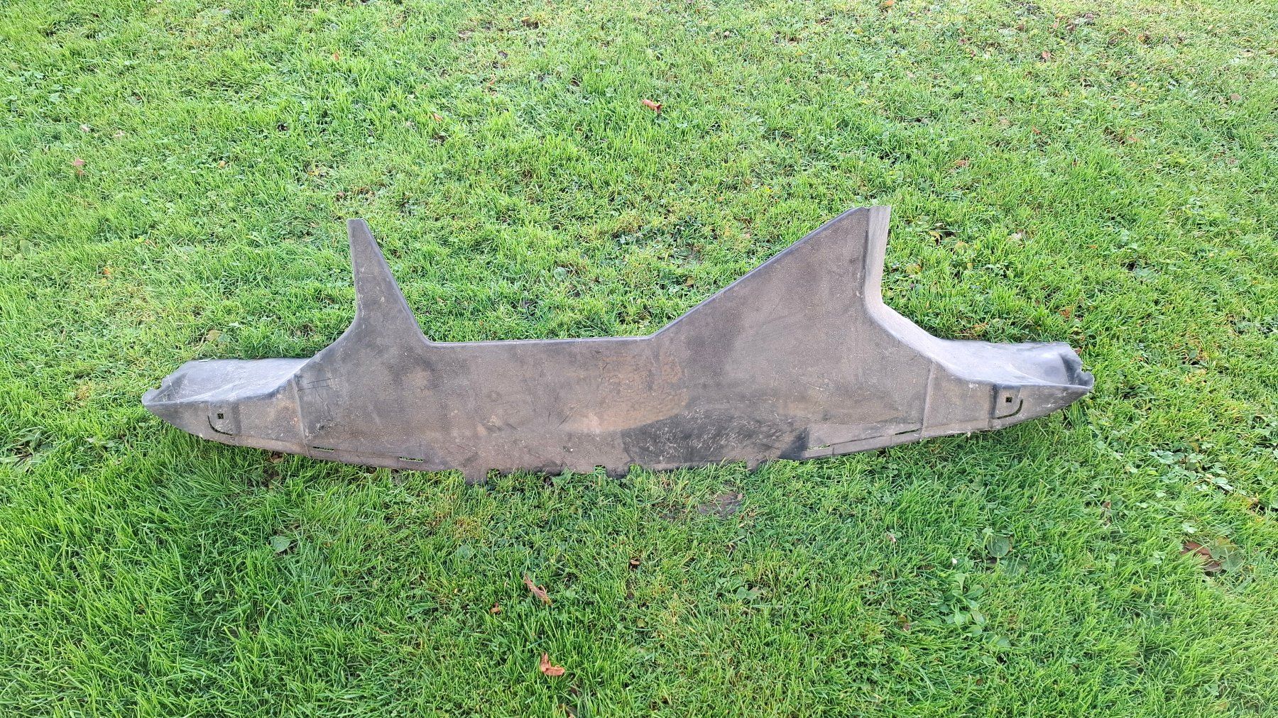 BMW E30 Motorenschutz / Unterbodenschutz VFL (Gebraucht) in Sempach ...