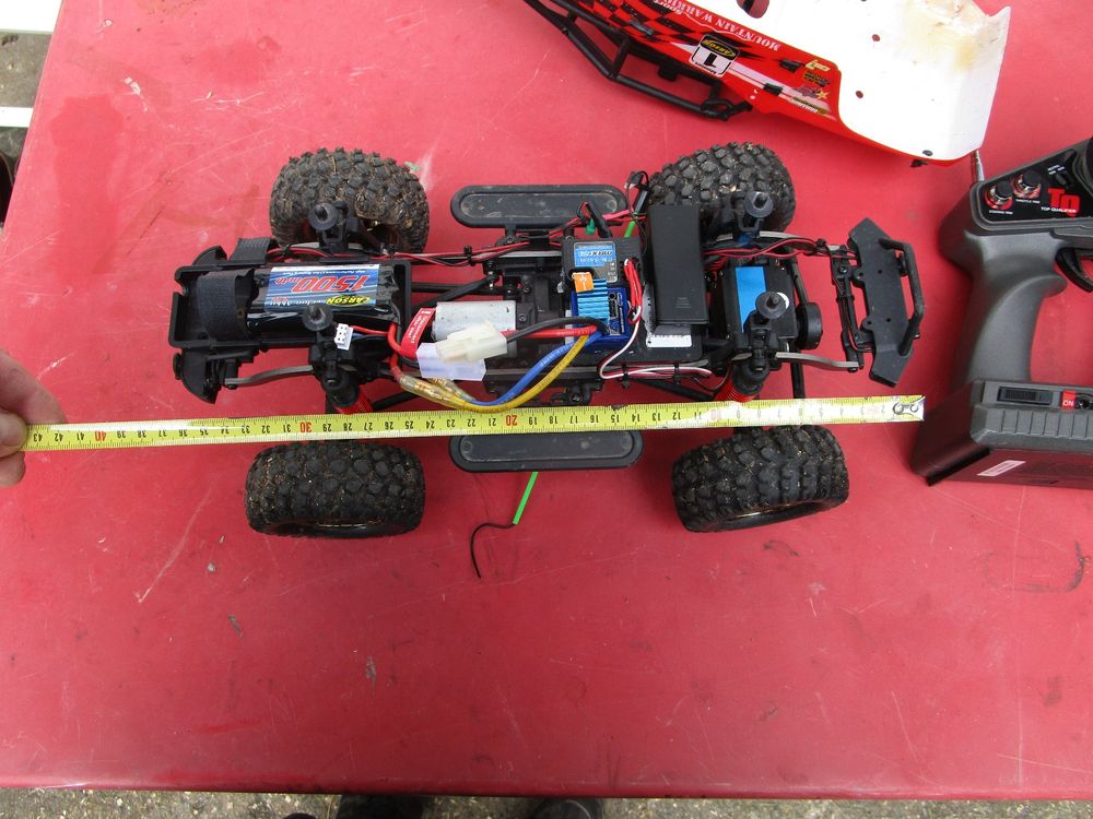 RC Crawler 1:12 CARLSON 35x20cm o Fernsteuerung Akku Ladeger (Gebraucht) in Ottikon für CHF 33 ...