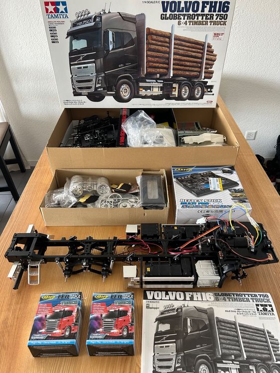 Tamiya Volvo FH 16 Timber Truck (Neu (gemäss Beschreibung)) in Busswil ...