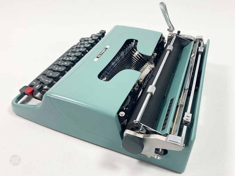 Olivetti Lettera 22 Schreibmaschine Vintage Typewriter 1950s | Kaufen ...