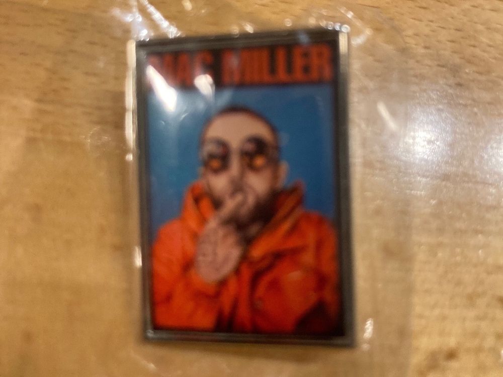 Mac Miller Pin Anstecker Rap Hip Hop Band | Kaufen auf Ricardo