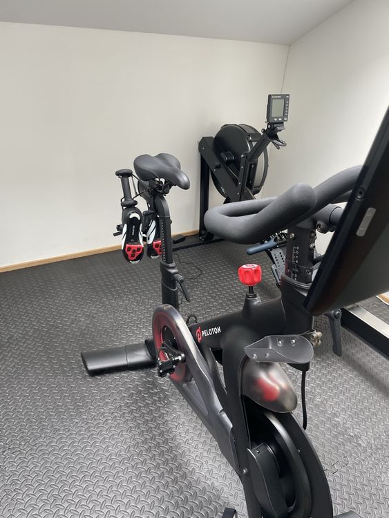 Peloton bike (Gebraucht) in Herrliberg für CHF 75 – nur Abholung auf Ricardo kaufen