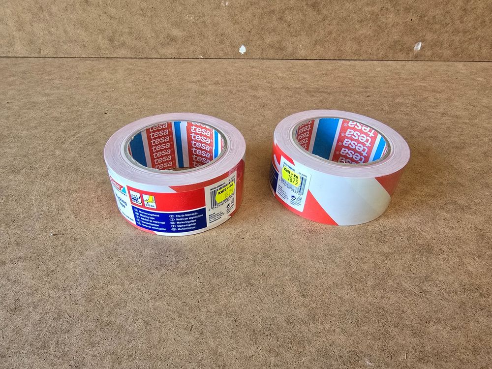 2x neue Rolle Tesa Markierungsband 33m/50mm rot/weiss ab 1.- (Neu ...