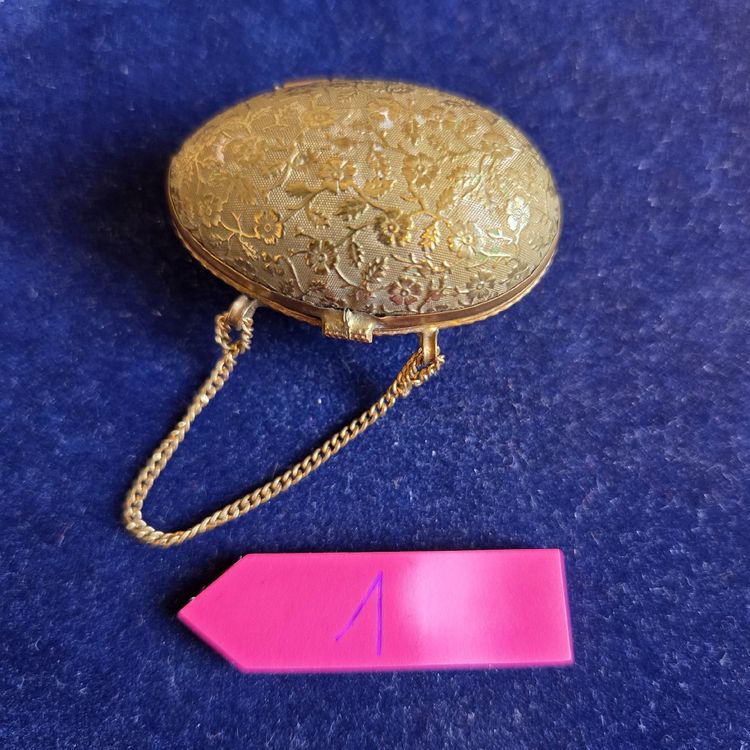 Antikes Etui für Fingerhut mit Kette, Sammlerstück, Top! (Gebraucht) in ...