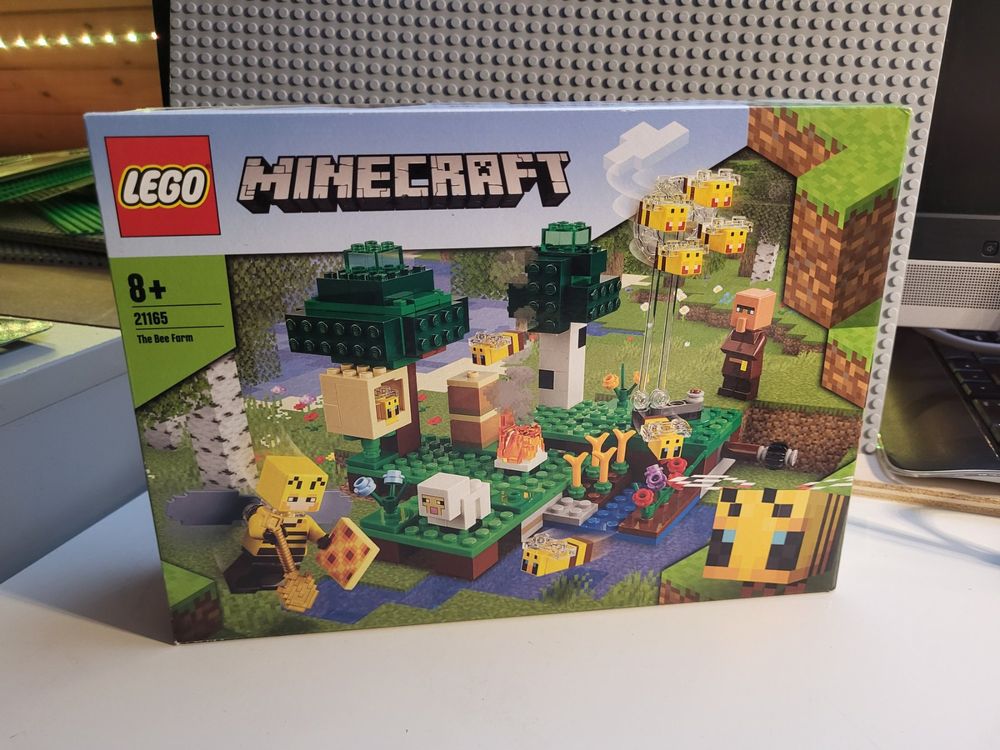 LEGO 21165 Minecraft Die Bienenfarm (Neu und originalverpackt) in ...