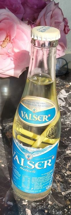 VALSER Flasche RARITÄT (Neu (gemäss Beschreibung)) in Greppen für CHF 1 ...