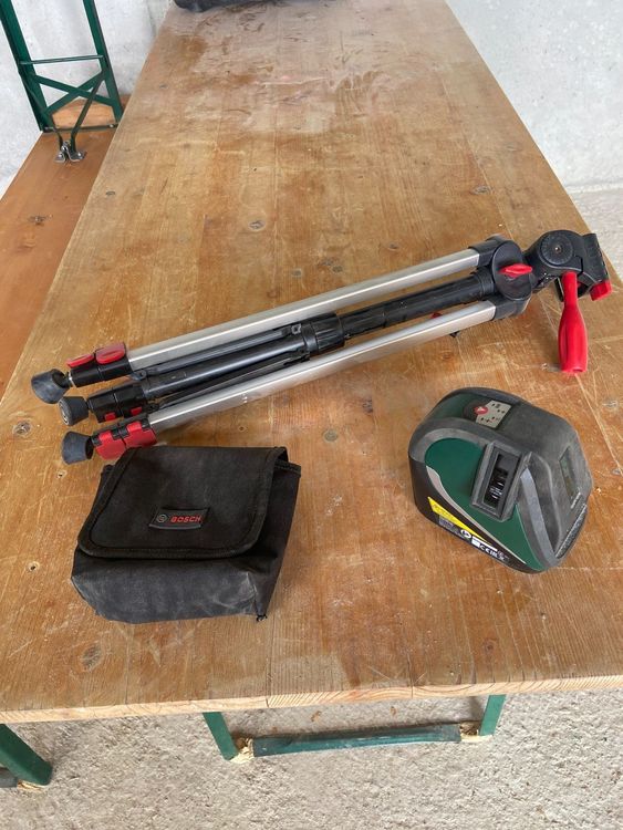 Bosch Universal Level 3 Kreuzlinienlaser (Gebraucht) in Ebersecken für ...