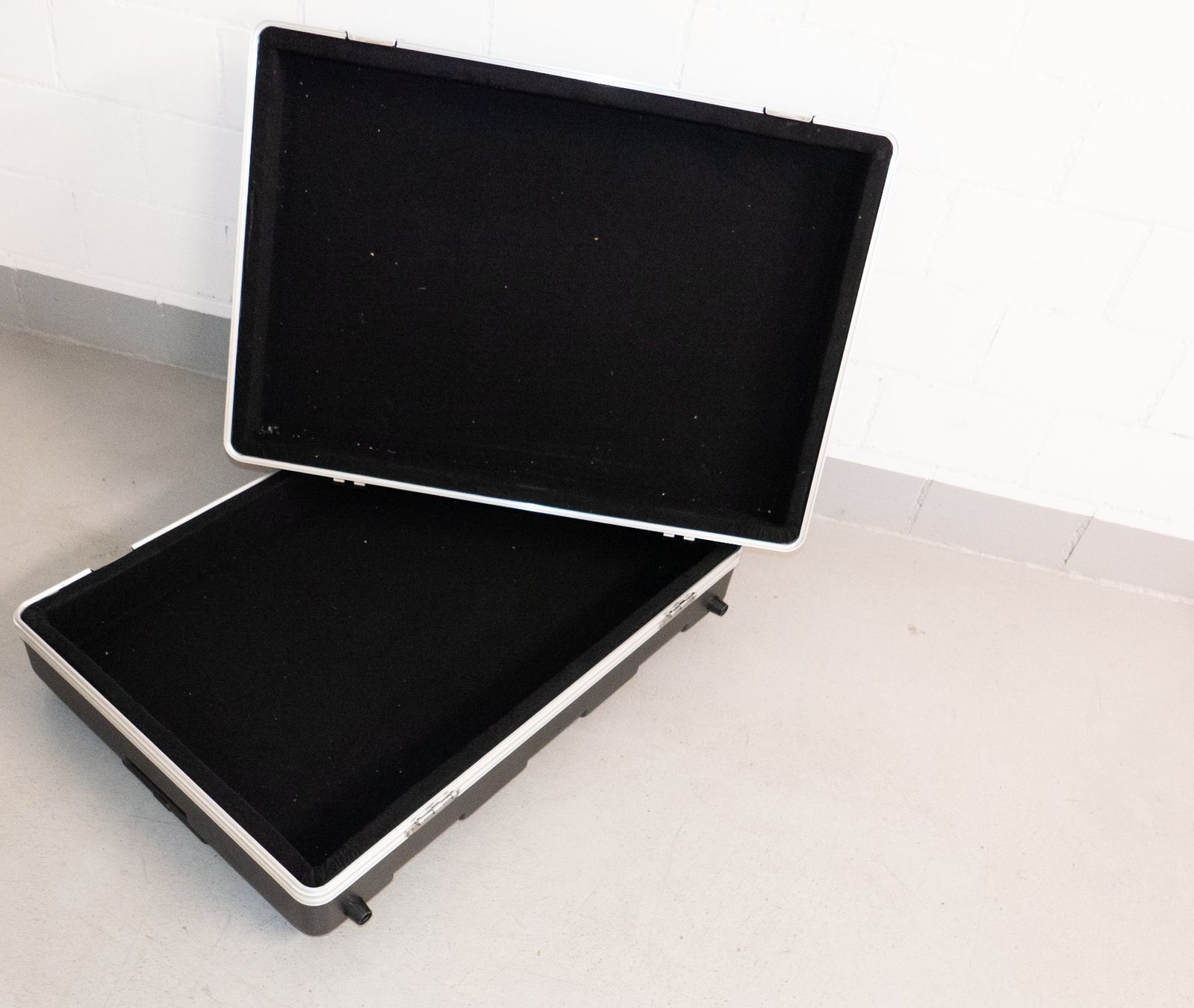 Gator G-MIX 20"X30" Rollkoffer für Musikinstrument (Gebraucht) in ...