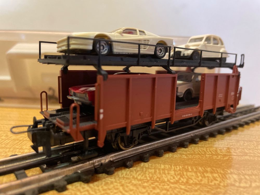 Fleischmann 5224 K H0 Autotransportwagen mit 4 Autos | Kaufen auf Ricardo