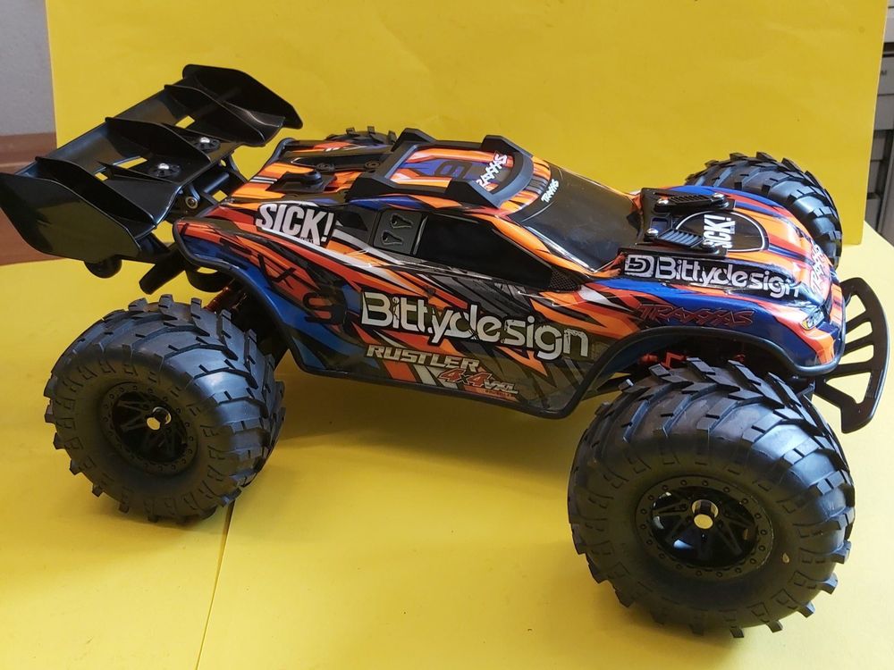 TRAXXAS Rustler 4x4 vxl spezial / Neu aufgebaut / ohne Akku (Gebraucht) in Illnau für CHF 298 ...