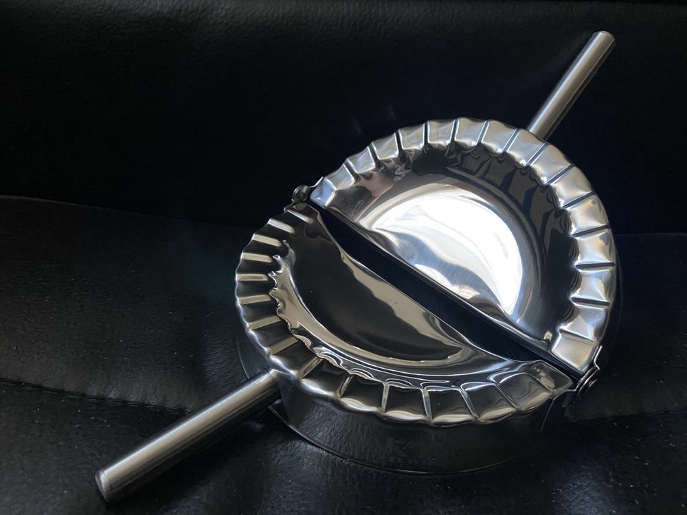 Ravioli-Former aus Edelstahl (Neu (gemäss Beschreibung)) in Rheinfelden ...