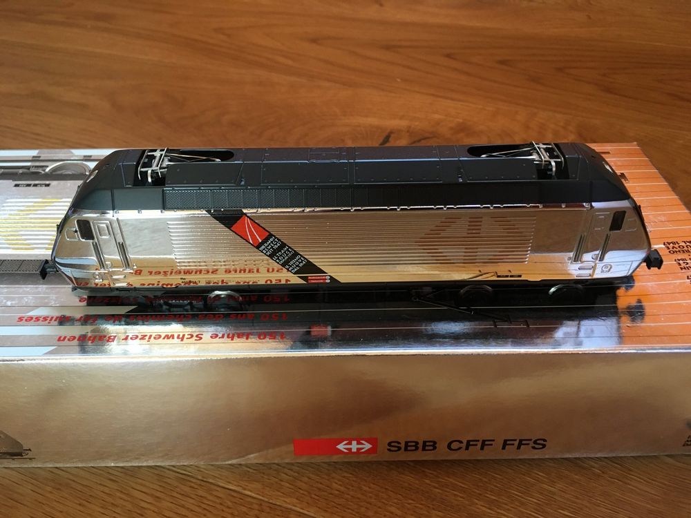 HAG HO SBB Jubiläumslok Re 460 chrom Nr 070 (Neu und originalverpackt ...